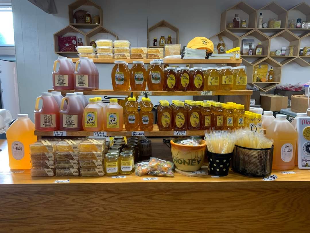 How to get ready for honey harvesting season - Iowa Family Gardening ...